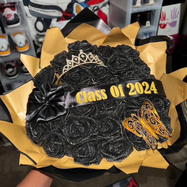 Graduation Roses Bouquet Glitter Flowers Class of 2025 Congratulations ...