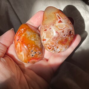 AAA Natural Polished Mexico Banded Agate Crystal Flat /palm Stones Ball ...