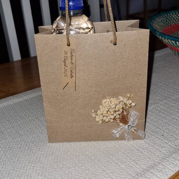 Floral Crafted Wedding Welcome Bag | Elegant Guest Greeting | Unique ...