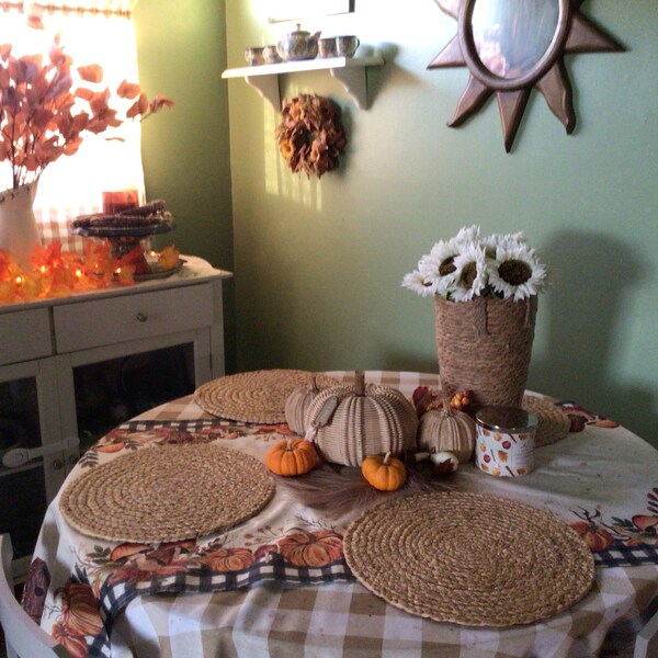 End Zone Eats Football Field Plates set of 8 Perfect Tailgate Party ...