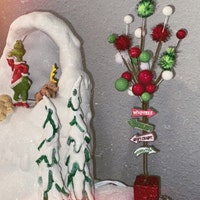Grinch Christmas - Sign Post and Signs - Etsy Canada