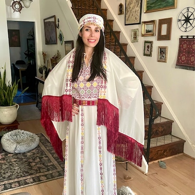 Tmen Thobe Gumbaz Kumbaz Palestinian Dabke Zaffa Wedding Dance With ...