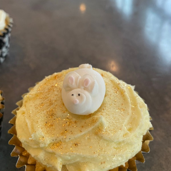 1 Dozen Edible Royal Icing White Rabbits | 1 Inch | Sugar Rabbit ...