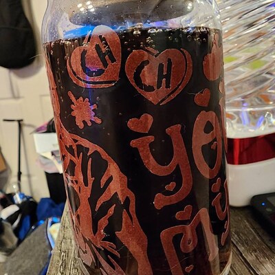 Lost Boys David Color Changing Red Permanent Vinyl on Libbey Beer Can ...