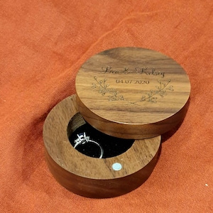 Acrylic Ring Box, Ring Bearer Box Acrylic, Cute Ring Box, Clear Ring ...