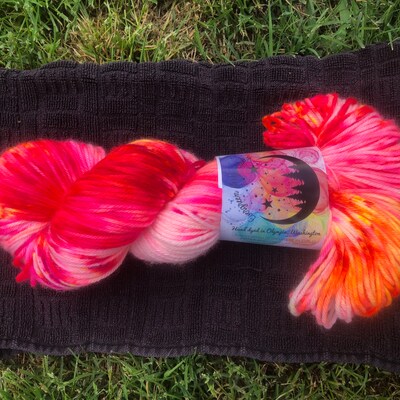 Island Sunset MADE TO ORDER Hand Dyed Yarn, Indie Dyed Yarn, Sock Yarn ...