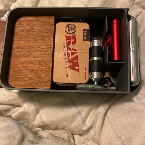 Cubbi Glass Stash Box - Smell Proof Airtight Jars - Funky Glass Stoner ...