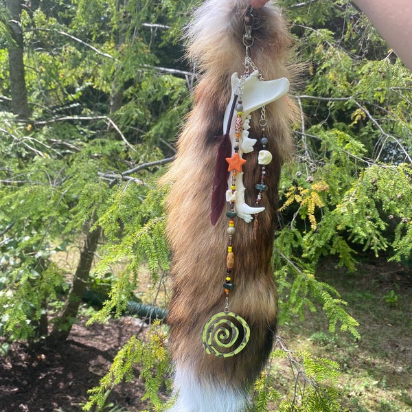 Custom Beaded Tail Keychain for Therians, Furries, Cosplay, Alternative ...