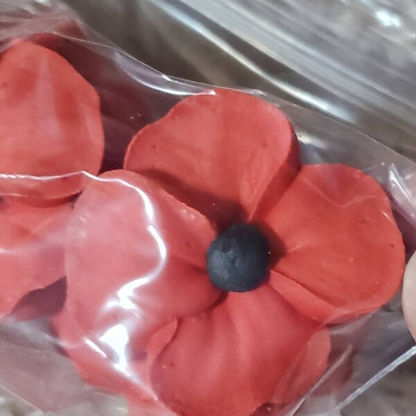 Made to Order | 1 Dozen Large Royal Icing Poppy Flowers | 1 Inch ...