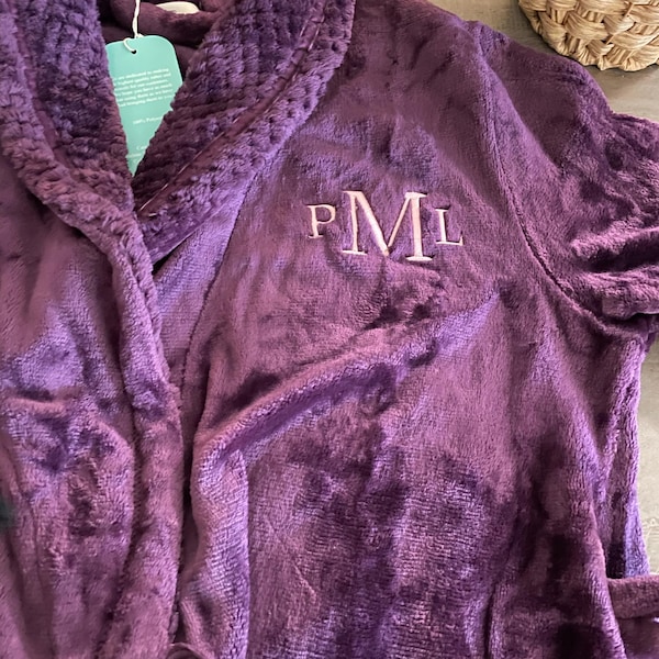Mr and Mrs Robes Luxury Personalized Bathrobe, Embroidered Fleece Gift ...