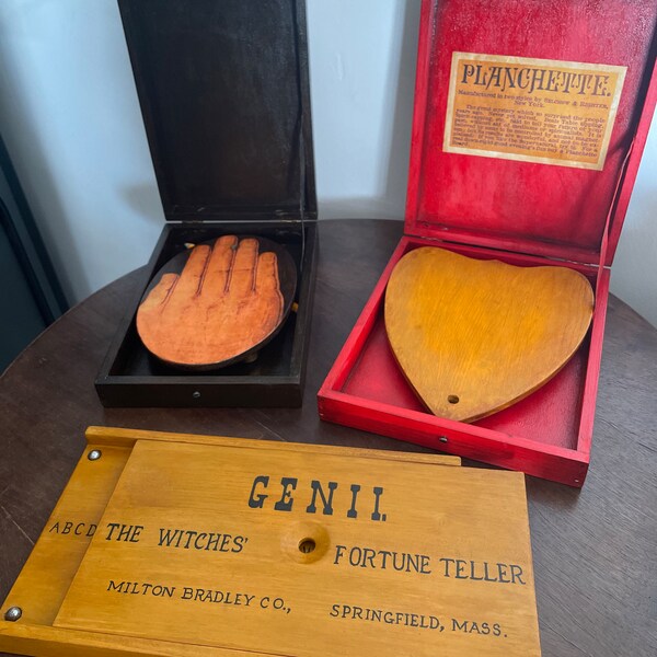 Eusapia Paladin Box - Etsy