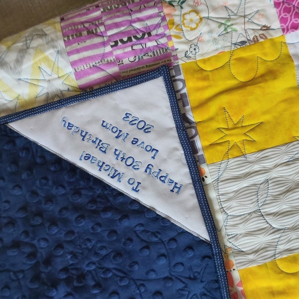 Custom Embroidered Quilt Label Triangular Corner Label Fabric ...