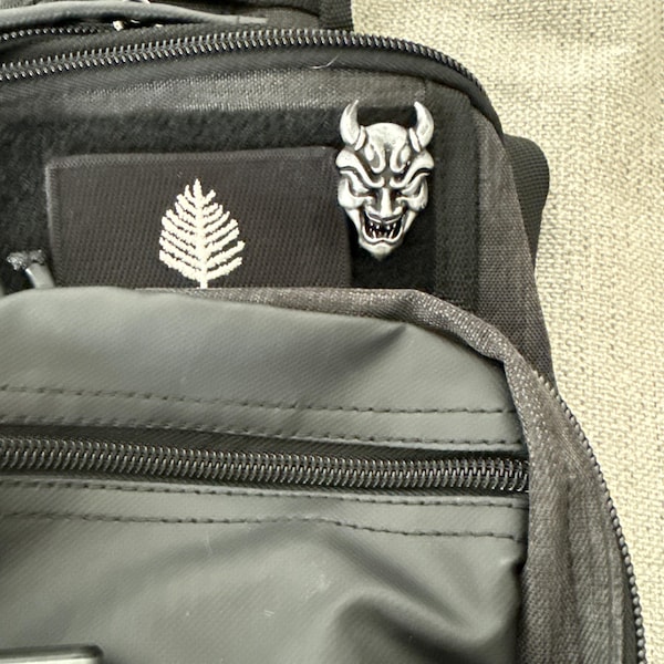 Fan Designed the Expanse Amos Oni Cosplay Pin - Etsy