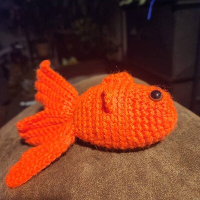 Mosaic Goldfish Crochet Pattern Fish Amigurumi Tutorial Keychain Charm ...
