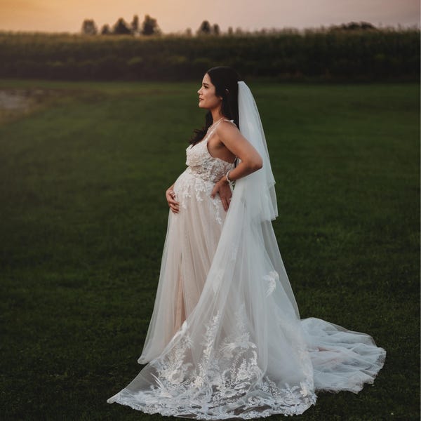 Scallop Cut Blue Flower Veil, Mermaid Tail Bridal Veil, Veil Wedding ...