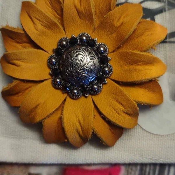 Yellow Sunflower Leather Flower Concho. Sunflower Concho for Tack ...