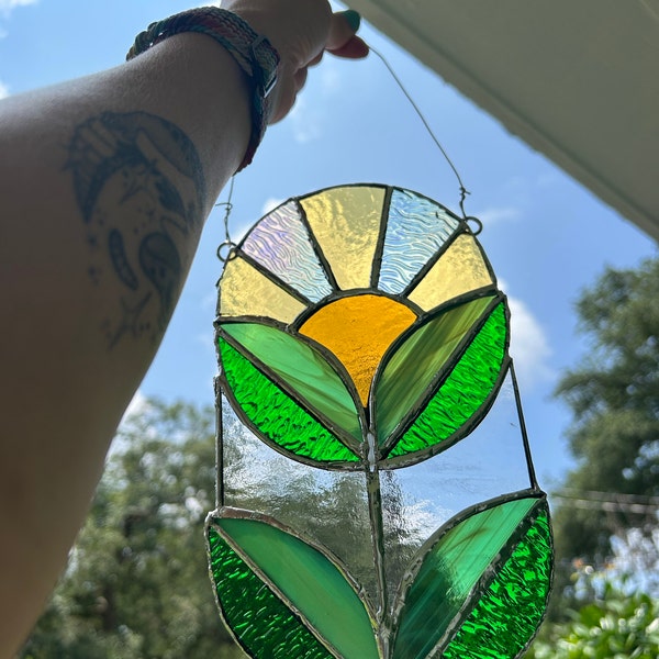 Sun Ray Plant Stained Glass Pattern, Stained Glass Patterns, Digital ...