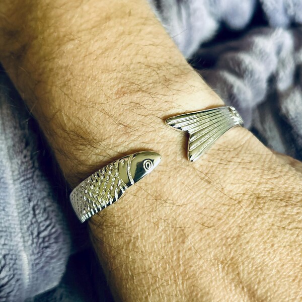 Cape Cod Style Fish Cuff Bracelet - Etsy