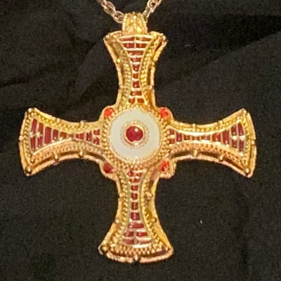 Gold and Enamel Saxon Cross Pendant - Etsy