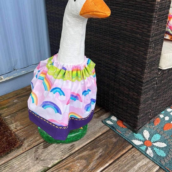 Porch Goose Hat - Etsy