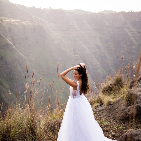Boho Wedding Dresses, A Line Wedding Dresses, off the Shoulder Wedding ...