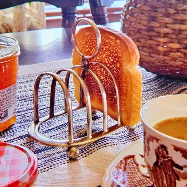 Vintage Lace Doilies Pair of Oval 19" X 12" Table Linens White Doily ...