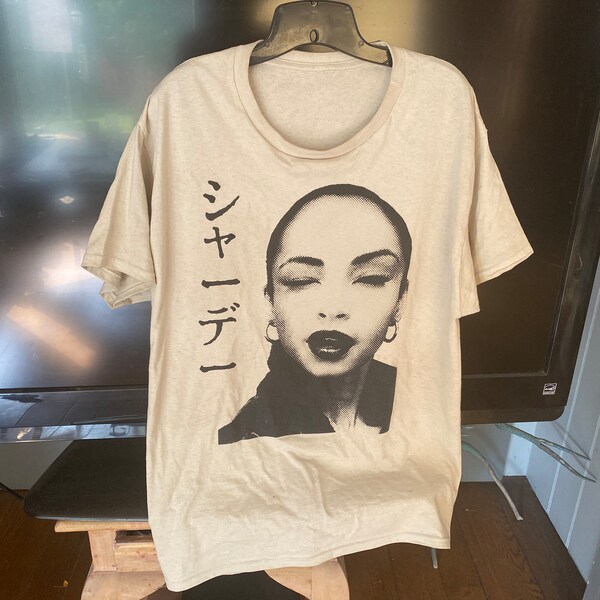 Sade T-shirt (sand) - Soul Jazz R&B Erykah Badu Janet Jackson Solange ...