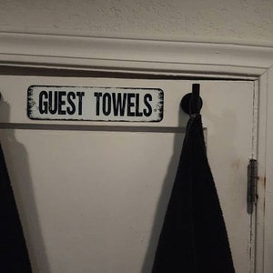 Please Do Not Feed the Cats No Matter What They Say Sign, Funny Metal ...