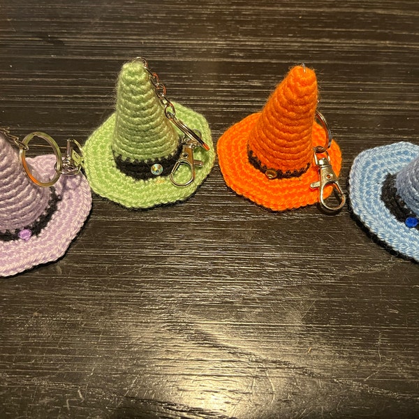 Halloween Crochet Pattern Witch Hat Keychain, Crochet Witch Hat Pattern ...
