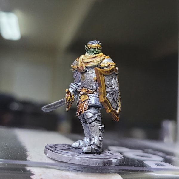 Orc Orog / Half-orc Fighter Barbarian DND Resin 28mm Scale Dungeons ...