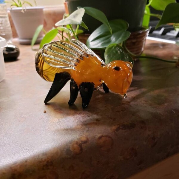 Bee Glass Pipe 5" - Etsy