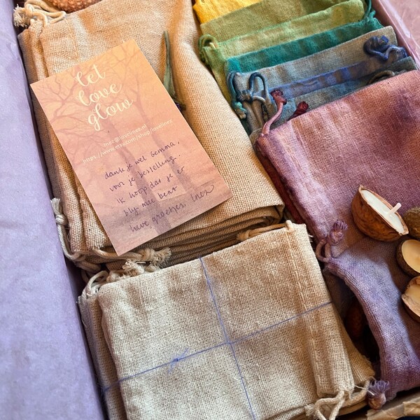 DIY Walnut Advent Calendar: 24 Matching Walnut Pairs (48 Shells ...