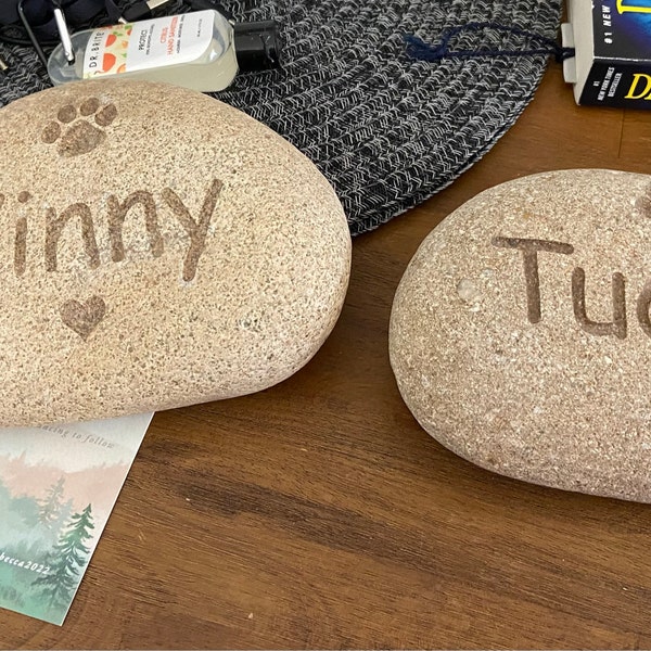 Medium River Stone Pet Memorial - Custom Engraved - Free Shipping - Etsy