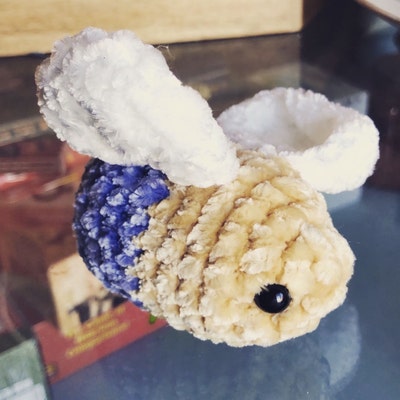 Crochet Blue and White Bee Jooby Hoo-bee School Spirit - Etsy