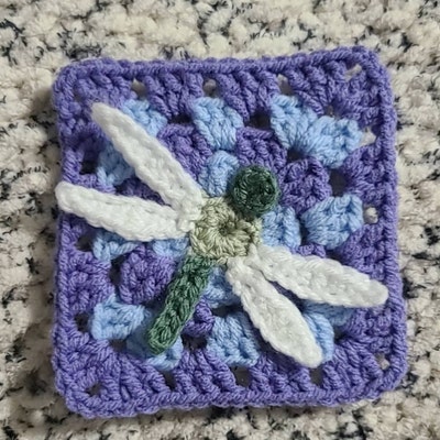 Granny's A Busy Bee Crochet Granny Square With Extra Photos and Details ...