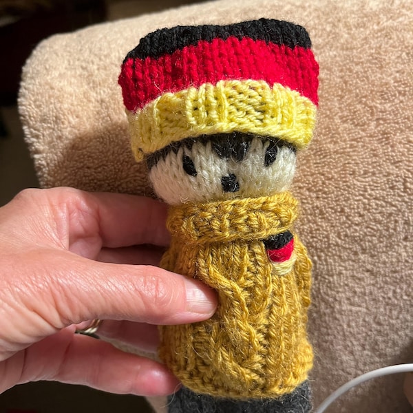 Pocket Buddies - KNITTING PATTERN - Etsy Canada