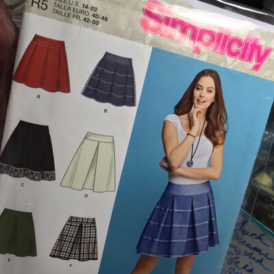 Butterick 6687 Nicole Miller for PJ Walsh Dress Pattern Uncut Size 12 ...