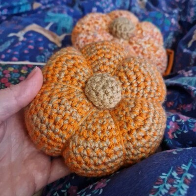 Yarn Ball Bowl Crochet Sticker // Happy Yarn Basket. Funny Wool Ball ...