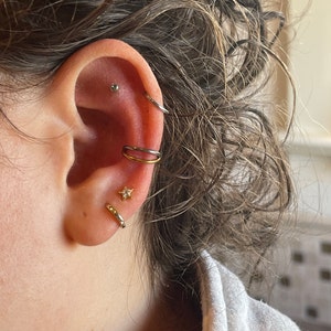 14k Yellow Gold Conch Labret Top Internally Threaded Titanium - Etsy