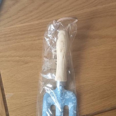 Peter Rabbit Pot Buddy Beatrix Potter Peter Rabbit Pot Hanger Gift ...