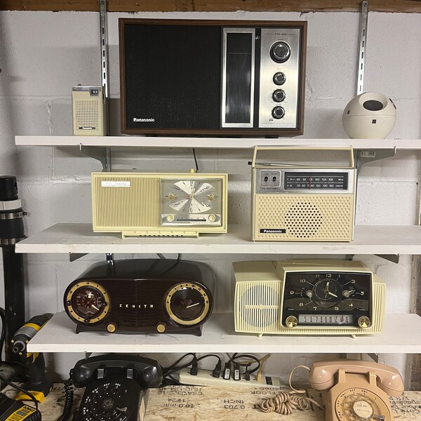 Iconic Zenith Transoceanic L600 7 Band Broadcast and SW Radio ...