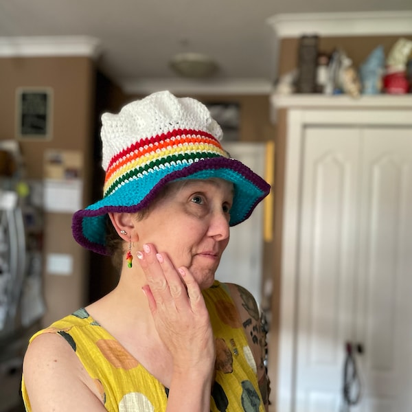 Super Snappy Top Hat Crochet Pattern - Etsy