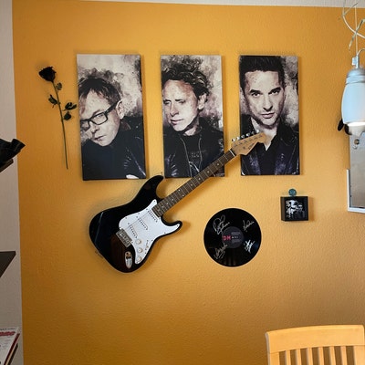 Queen Signed Vinyl Record Display - Etsy