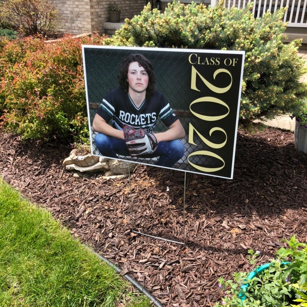 Custom Graduation Yard Sign With Photo- Photo Yard Sign- Class of 2026 ...