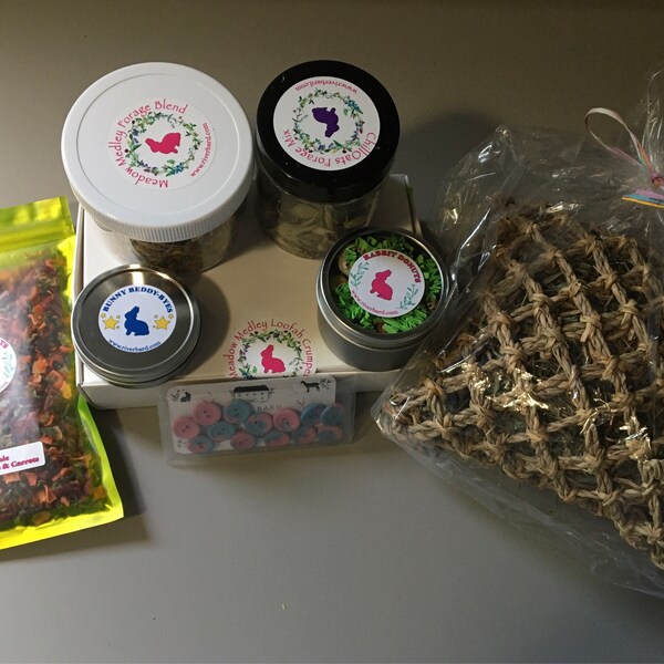 Meadow Medley Bunny Forage Mix Organic Blend of Floral & Herbal Rabbit ...