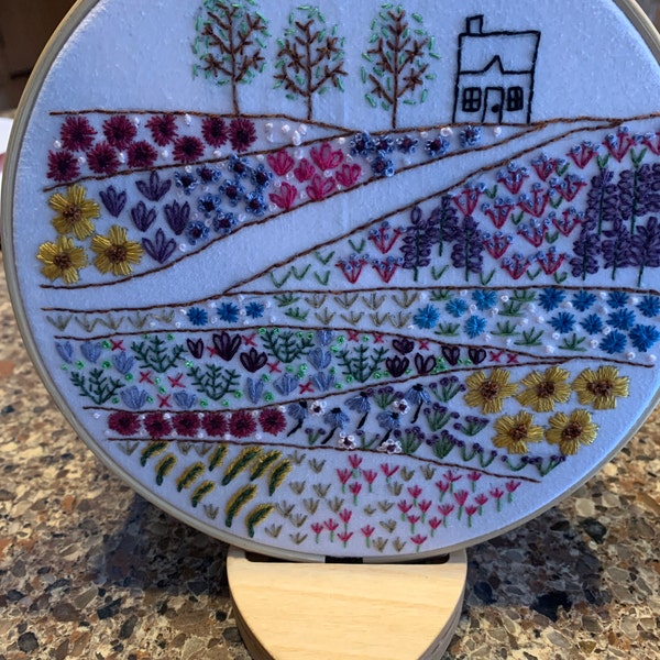 Hoop Prop: Embroidery Hoop Stand or Cross Stitch Display, Easy Gifting ...