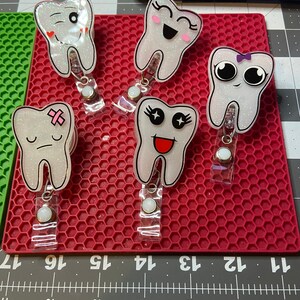 Keychain/badge Reel SVG Pencil Cut File | Etsy