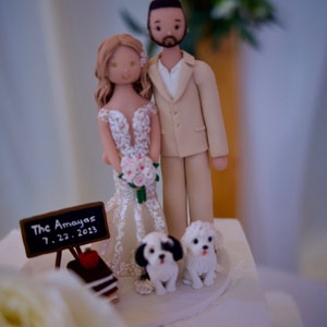 Tall Bride & Short Groom Custom Handmade Wedding Cake Topper - Etsy