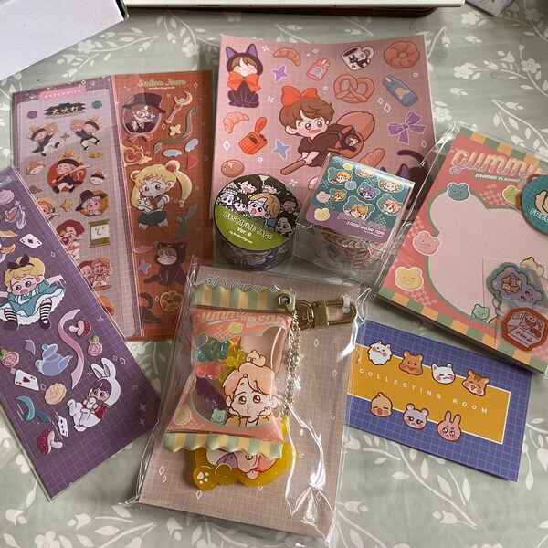 BTS Gummy Bears Shaker Charms - Etsy