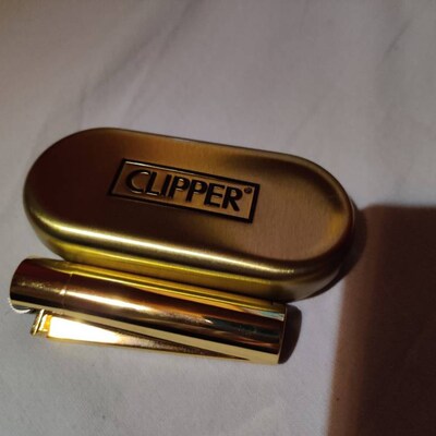 1 X Full Size Refillable Metal Clipper Special Collection Lighter GREEN ...